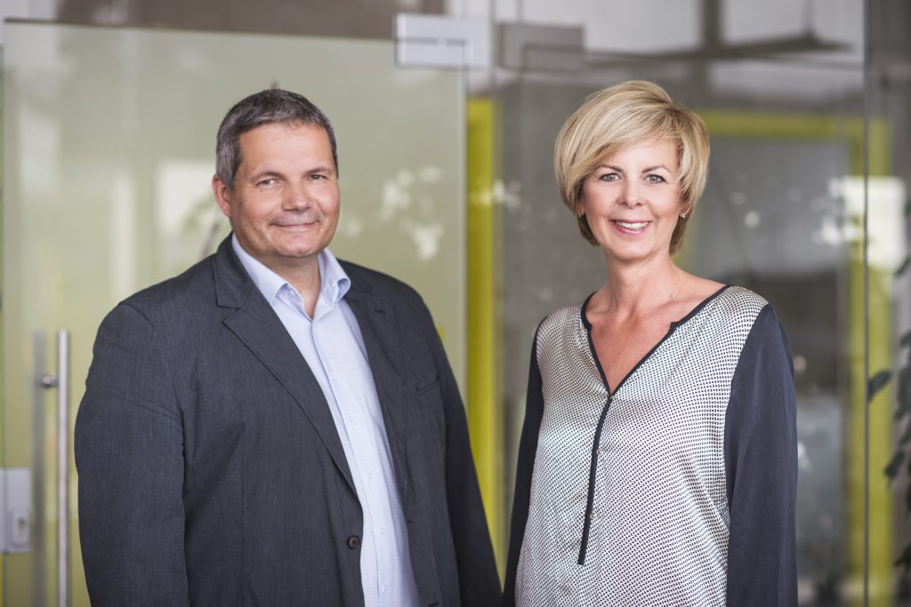 FONATSCH-, act4.energy- und RIESS-Präsentation in Dubai - Lobby der Mitte